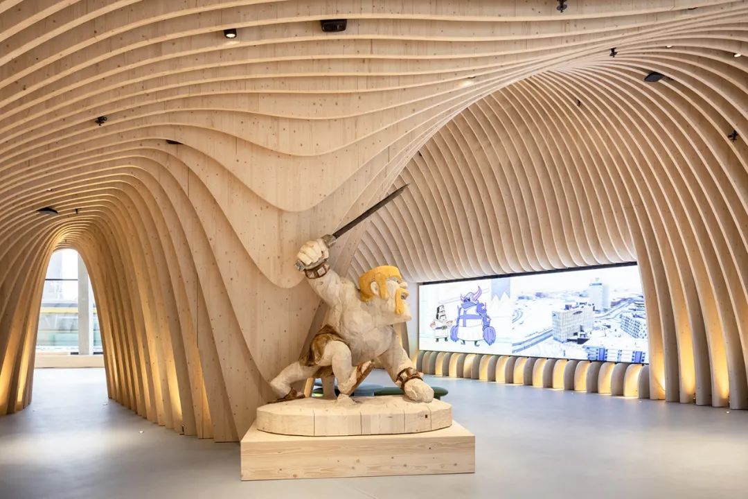 估值百亿美金的「Supercell」，搬进了木结构的总部大楼