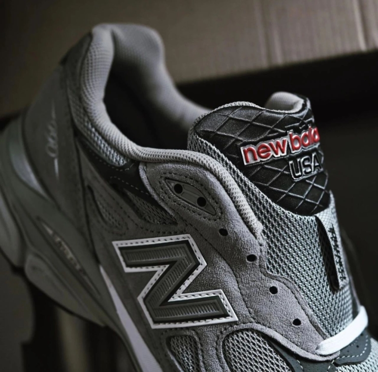 NB 990V3 热度渐涨，到底买还是买？