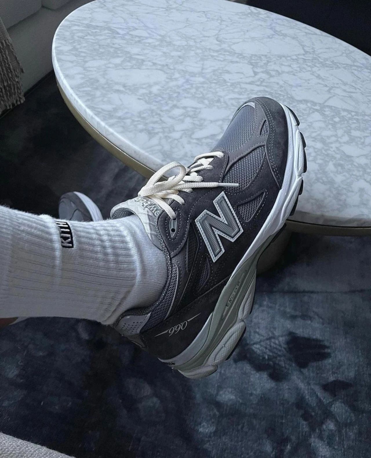 NB 990V3 热度渐涨，到底买还是买？