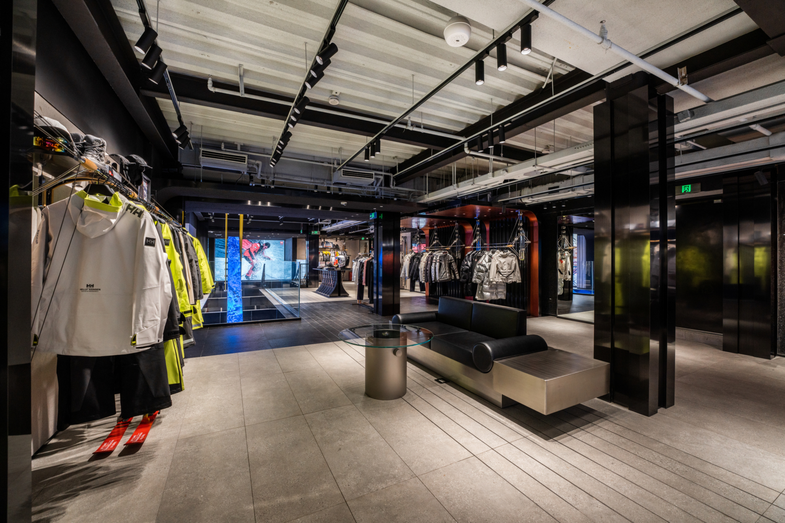HELLY HANSEN 中国首家旗舰店正式开幕 打造高端户外体验殿堂