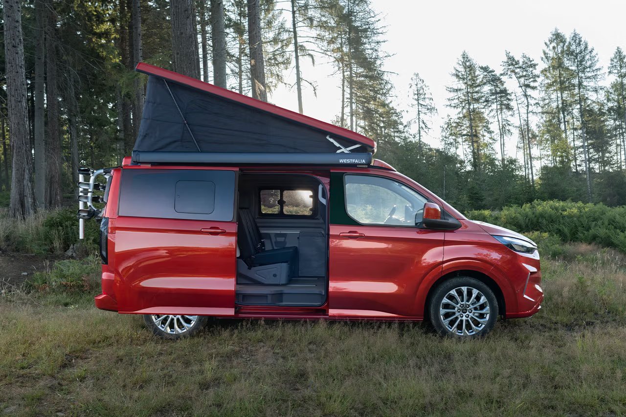 福特亮相新一代 Nugget 露营车