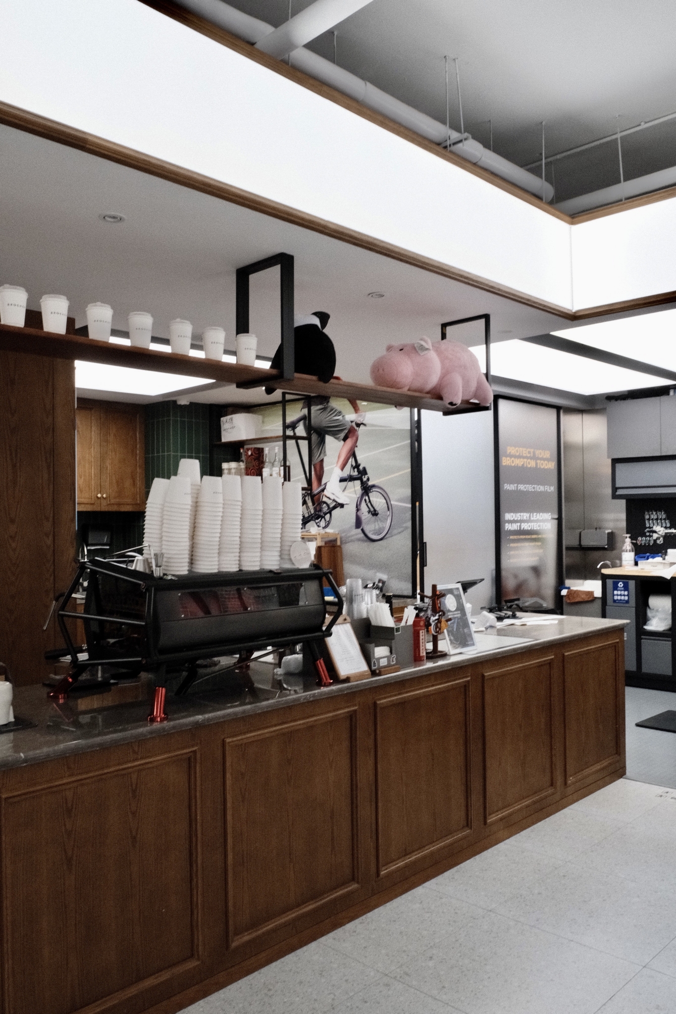 BROSHOP：上海一站式BROMPTON个性化改装共享空间