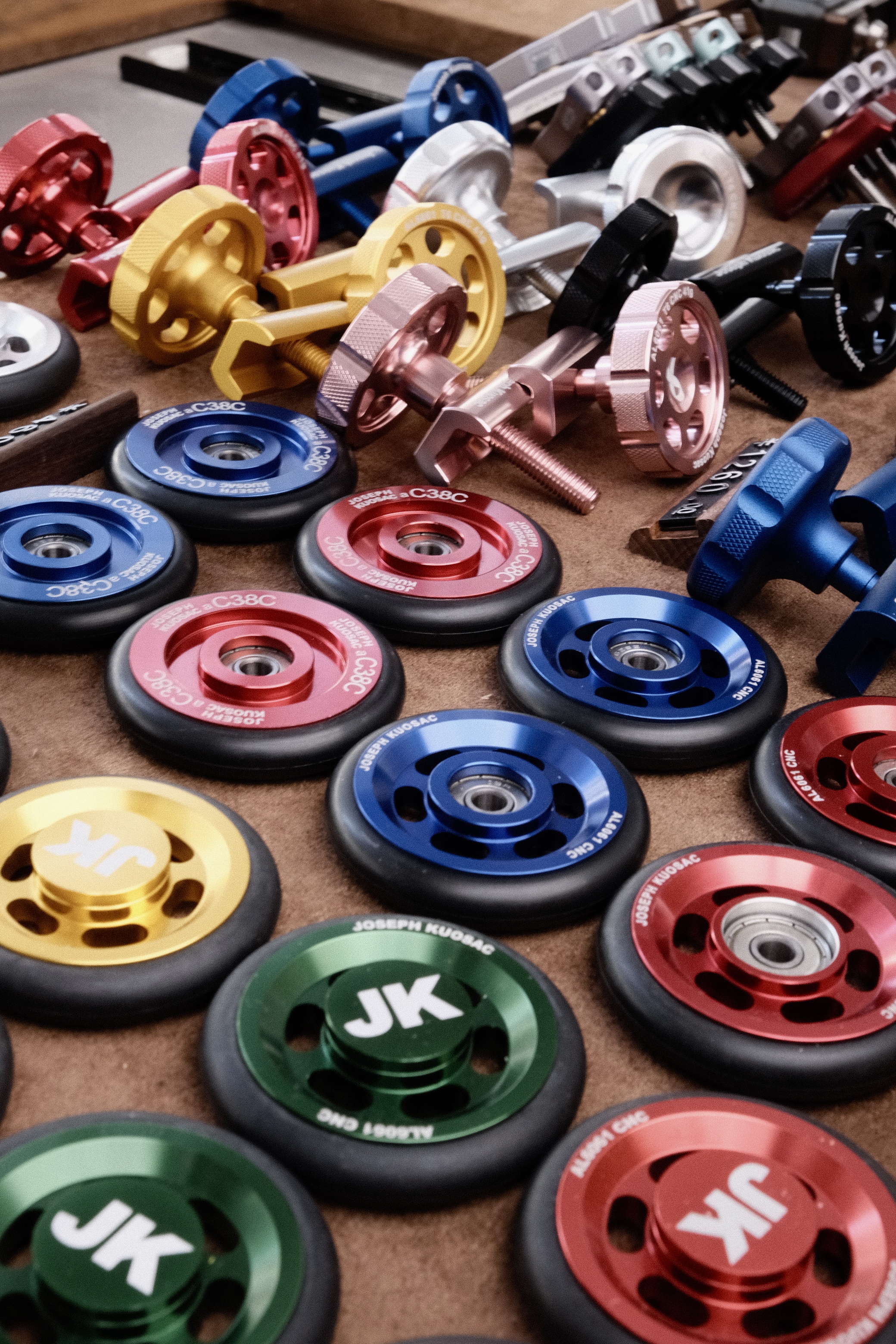 BROSHOP：上海一站式BROMPTON个性化改装共享空间